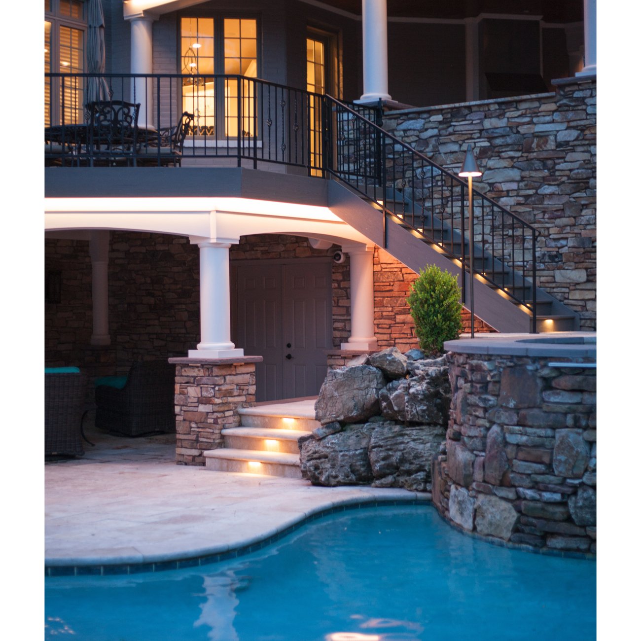 9 Series Full Color LED Tiki Torch Light - Haven Lighting